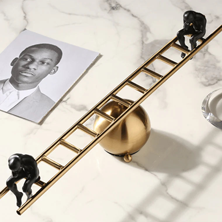 Iconic Balancer Showpiece – Ceaura Decor